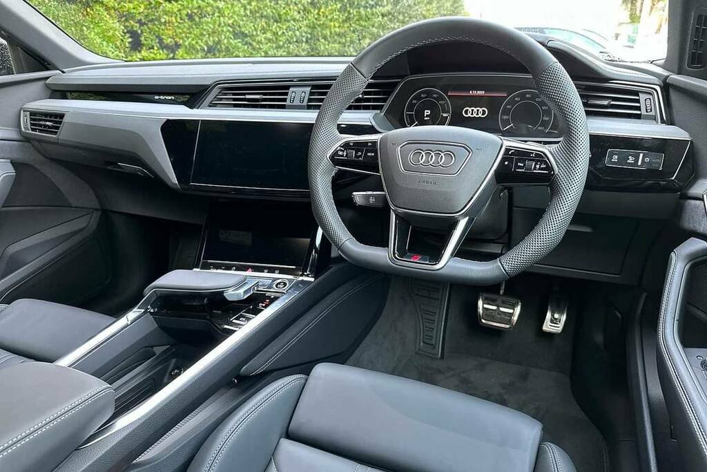 Used 2024 Audi Q8 e tron BJ24VNK 300kW 55 Quattro 114kWh Black Edition ...