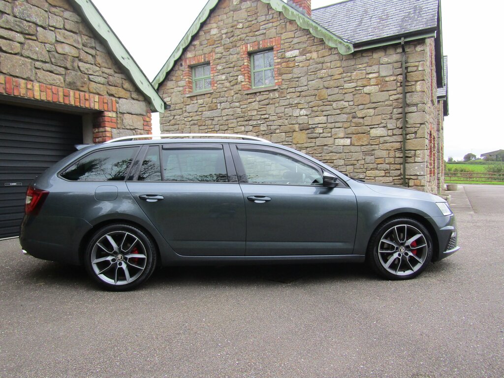 Used 2017 Skoda Octavia YG67XZN 2.0 TDI vRS Euro 6 (s/s) 5dr on Finance ...