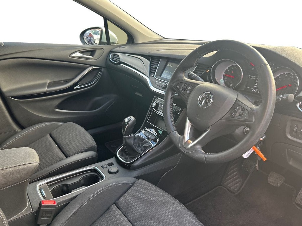Used 2019 Vauxhall Astra L069BFX 1.4i Turbo Griffin Hatchback 5dr ...