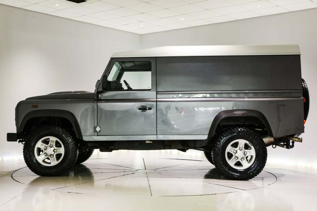 Sold EJ22MBX Land Rover Defender - History / How much is it worth?