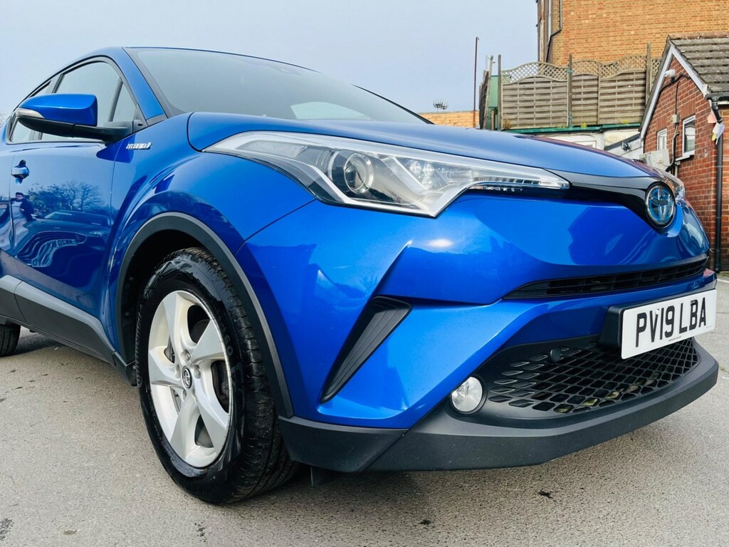 Used 2019 Toyota C-Hr DG19AZT 1.8 VVT-h Icon CVT Euro 6 (s/s) 5dr on ...