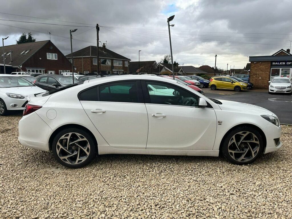 Used 2016 Vauxhall Insignia VX16OXR Hatchback 2.0 CDTi ecoFLEX SRi VX ...