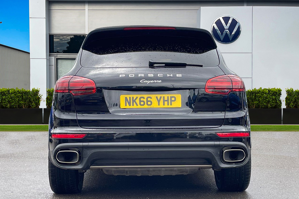 Used 2016 Porsche Cayenne NK66YHP Cayenne D Platinum Edition V6 ...