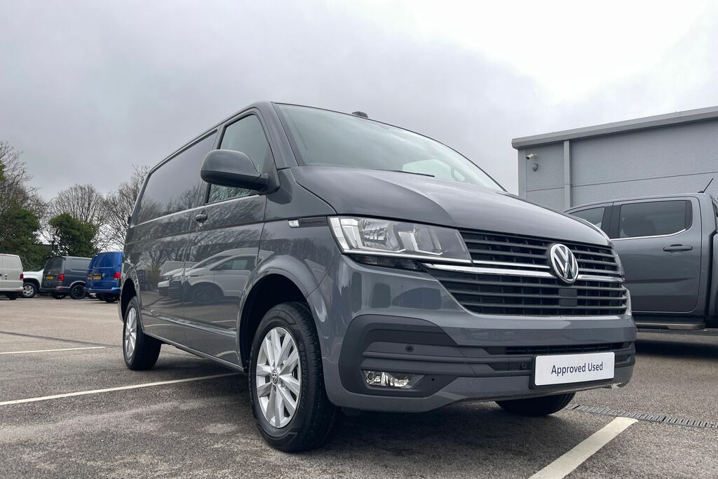 Used Volkswagen Transporter DG24NFT T30 Panel van Highline SWB 150 PS 2 ...