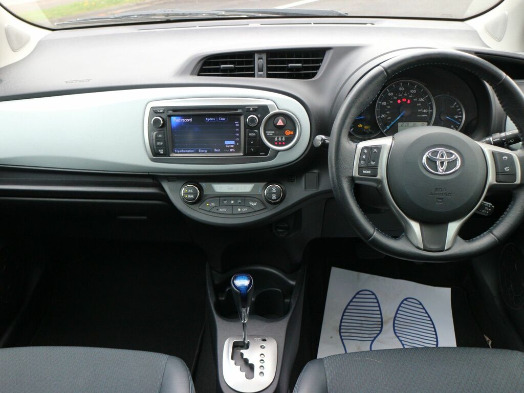 Used 2012 Toyota Yaris NA62FBJ 1.5 T SPIRIT HYBRID 5d 75 BHP on Finance ...